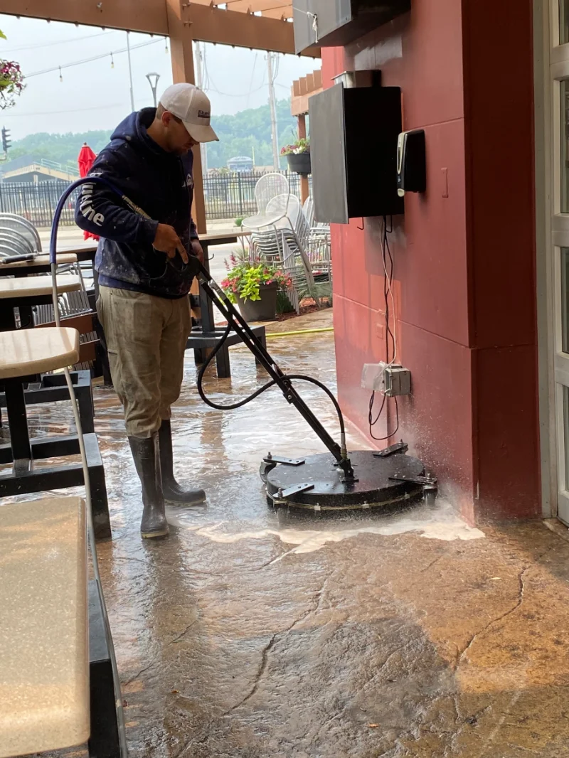 Pewaukee Window Cleaning | Window Washing Services - Blue Line Cleaning ...